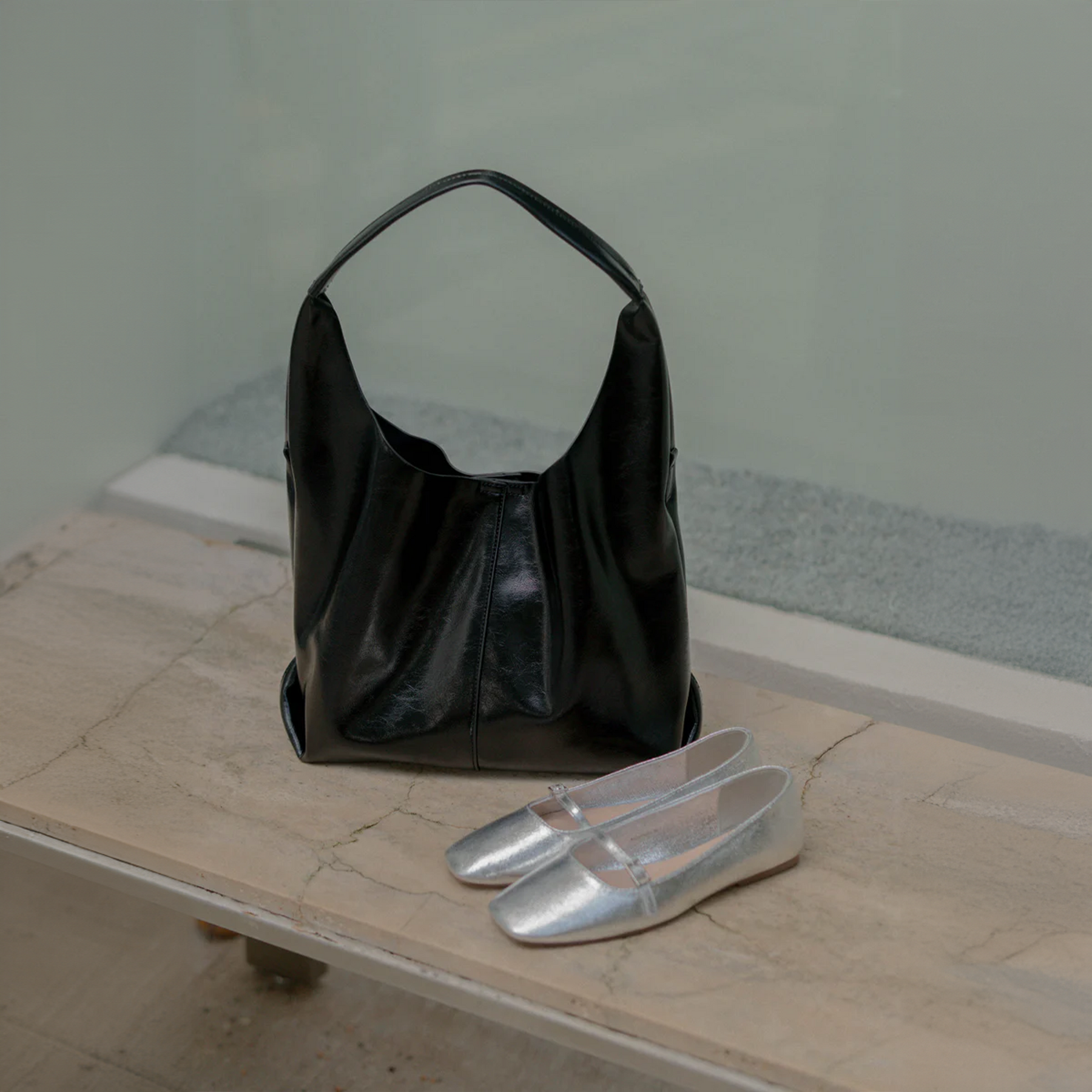 Elena Distressed Leather Tote – Marbella